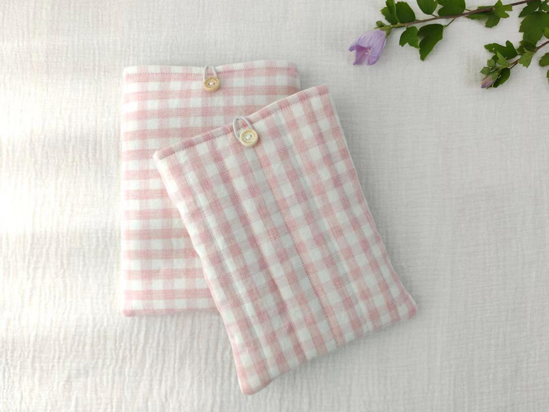 Handmade Quilted Cotton Kindle Paperwhite Sleeve: Travel Book Pouch ...
