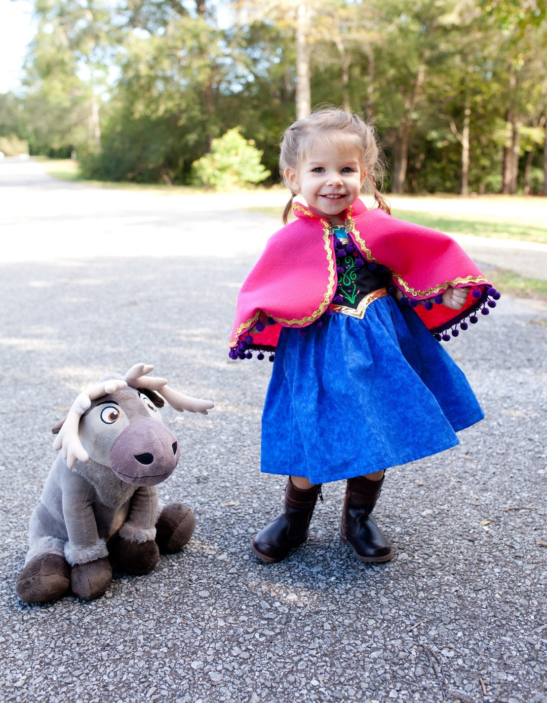 Handmade Little Girl Anna Dress and Cape - Perfect for Playtime! - Etsy