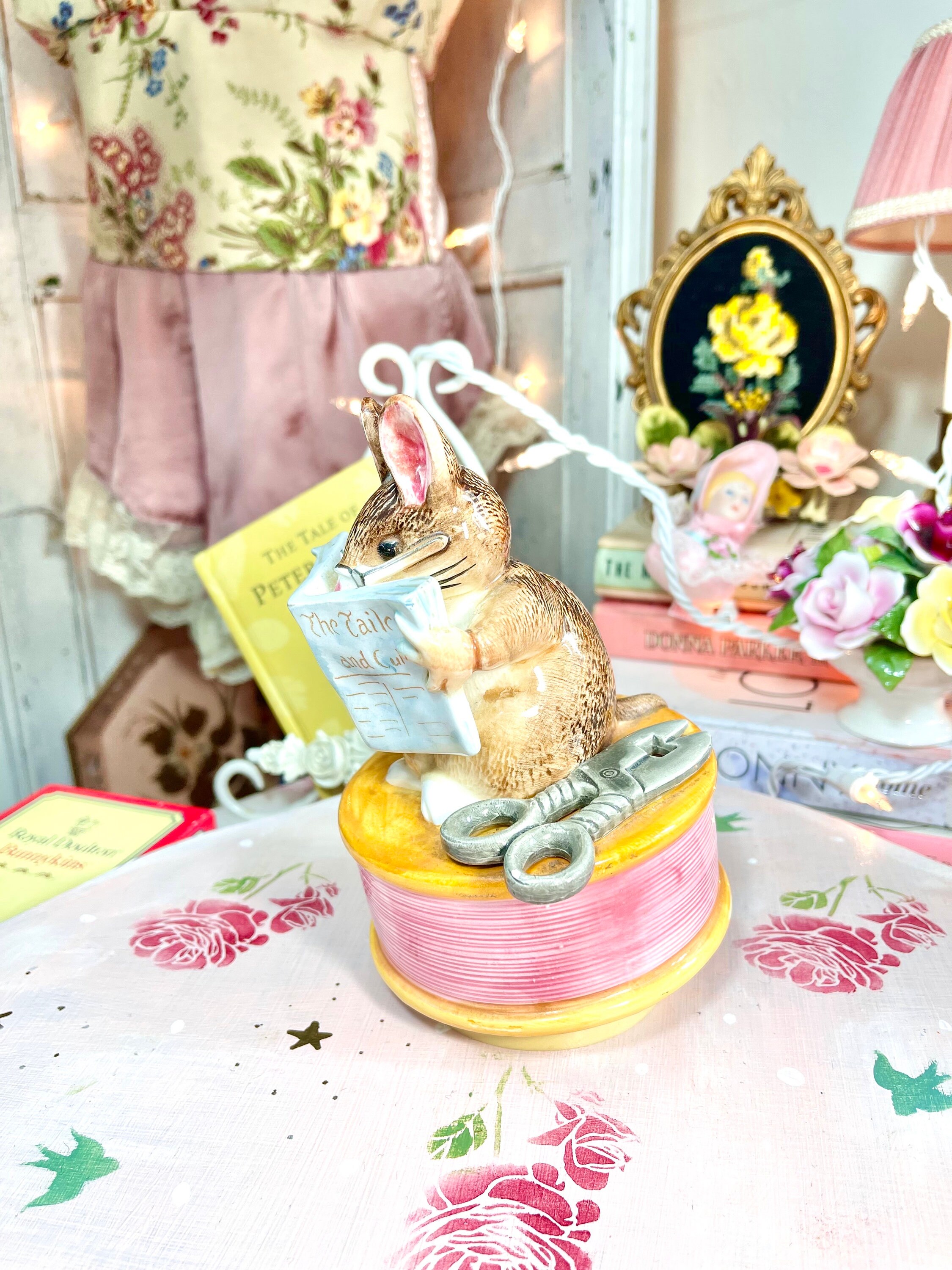 Vintage Music Box Beatrix Potter Signed Mouse Music Box - Etsy
