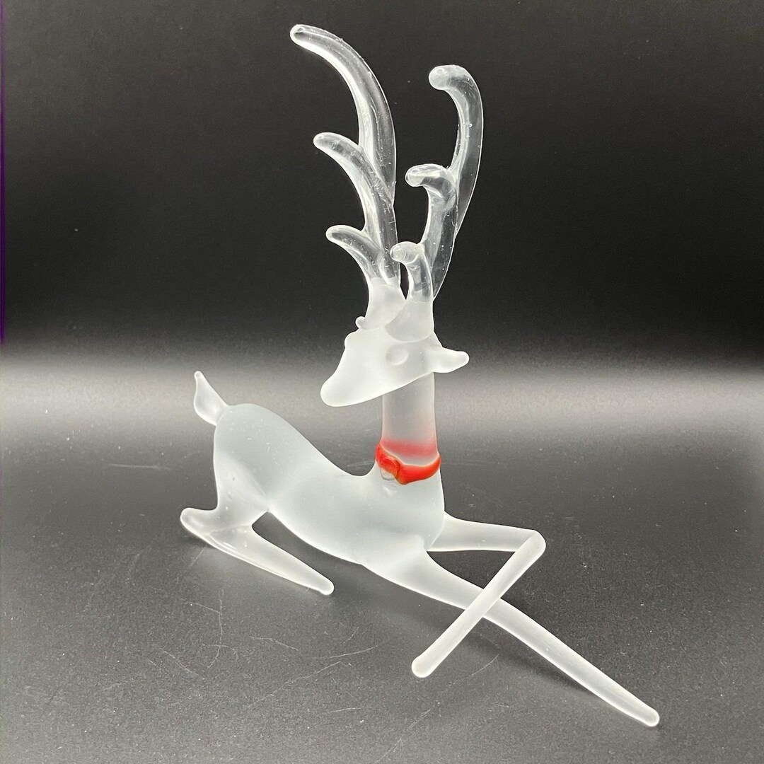 Vtg Silvestri Frosted Glass Reindeer / Christmas Figurine Laying Down ...