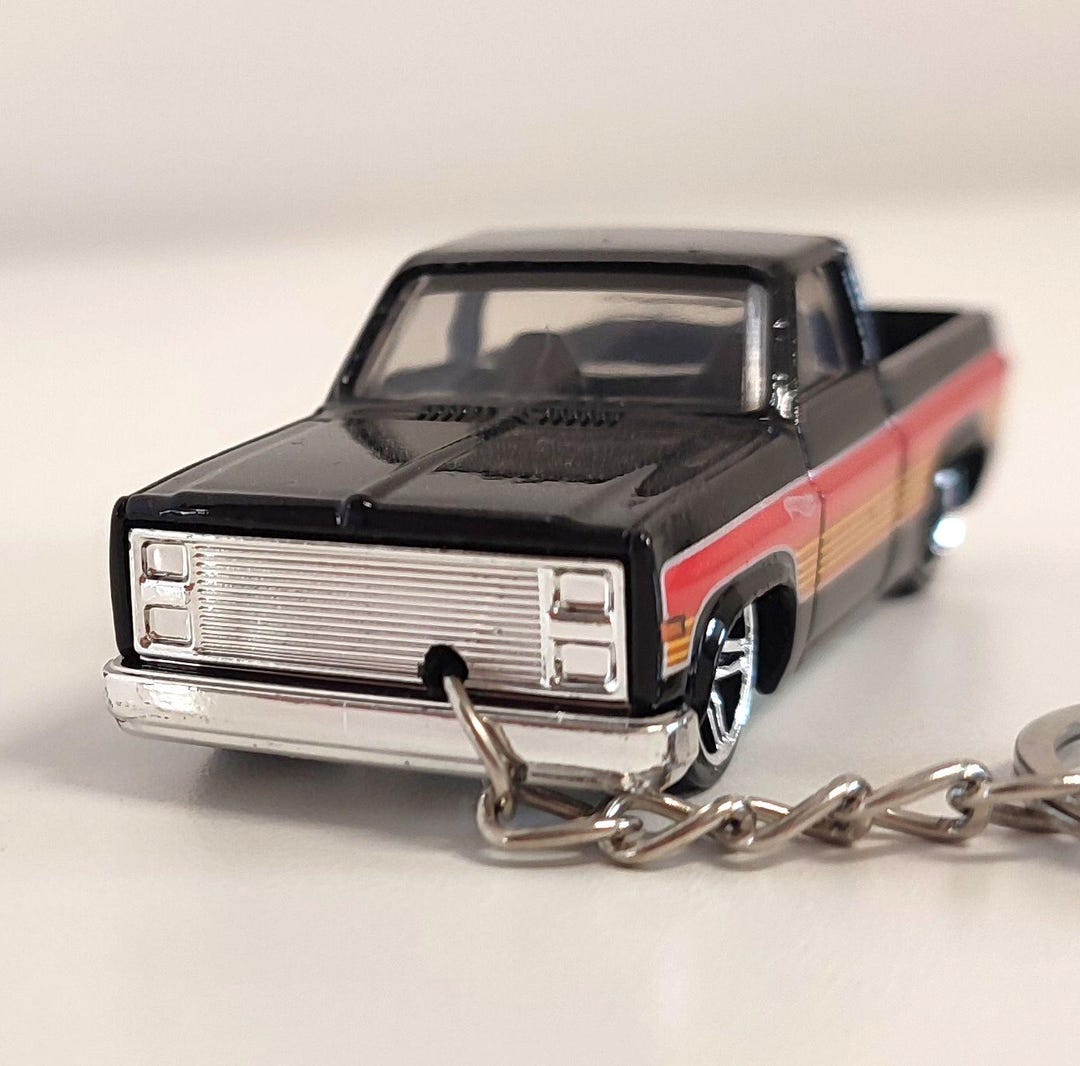Chevy Silverado Keychain Diecast Mini Toy Car Key Keychain Accessories ...
