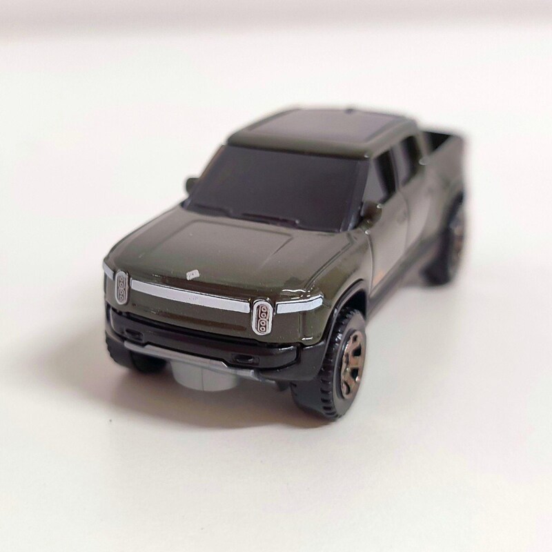 Rivian Gift - 60+ Gift Ideas for 2025