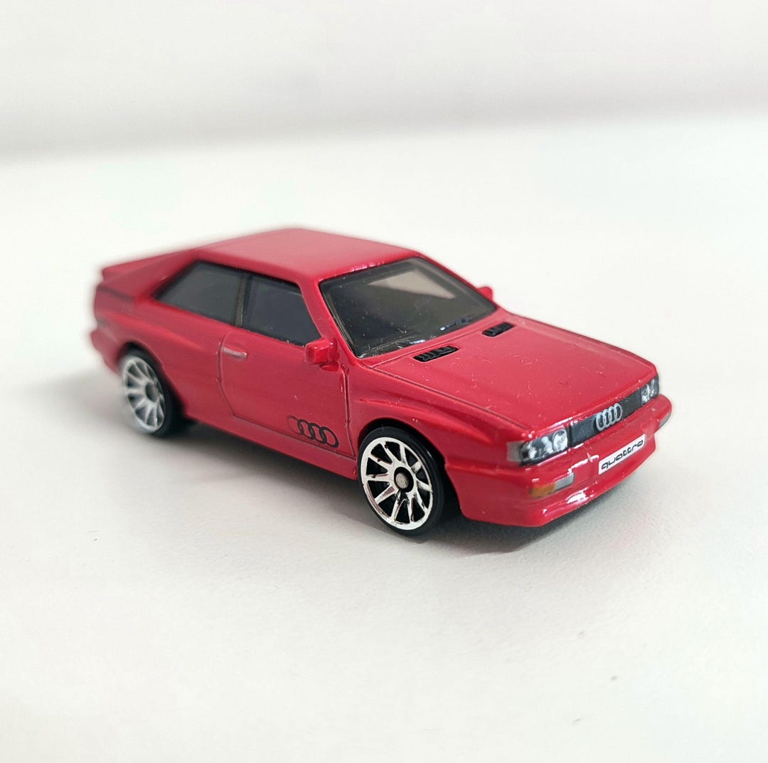 Keychain Audi Quattro Diecast Mini Toy Car Key Keychain Accessories Car ...