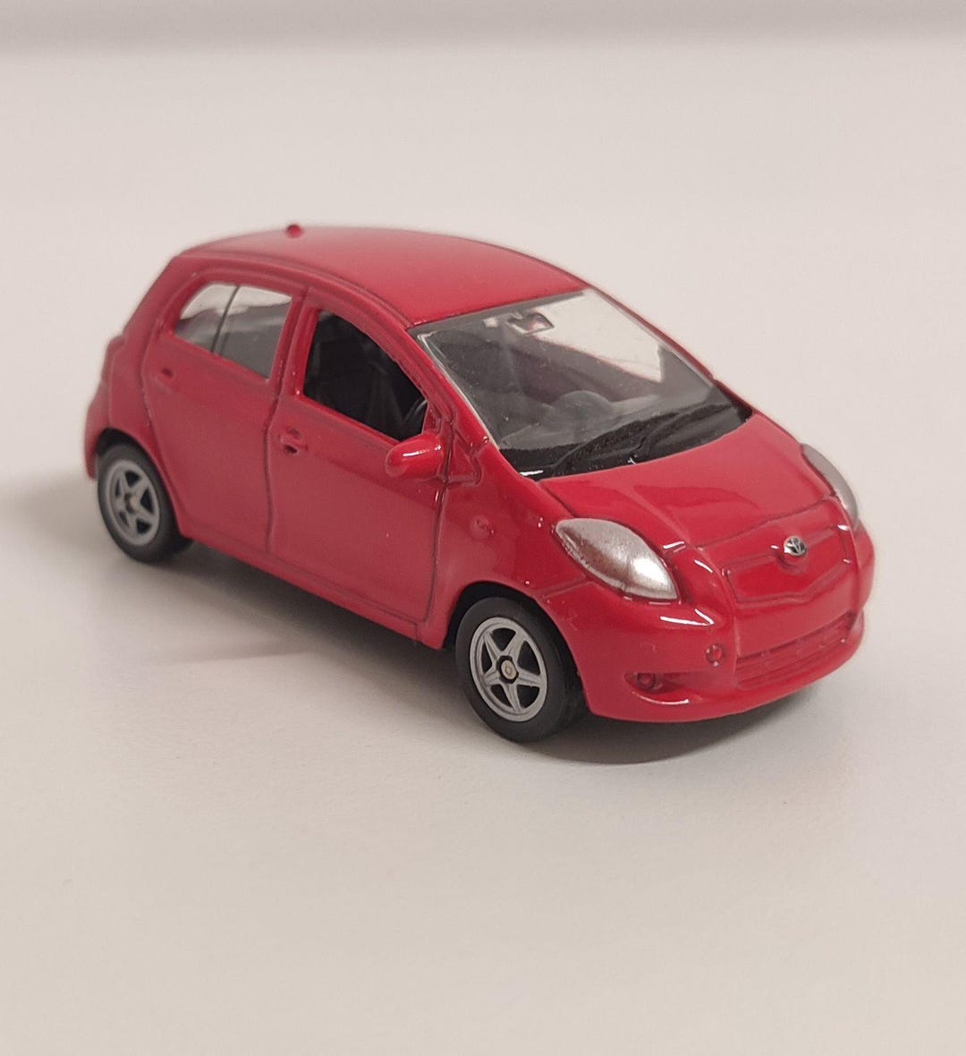 Toyota Yaris Keychain Mini Toy Car Key Keychain Gift for Car Enthusiast ...