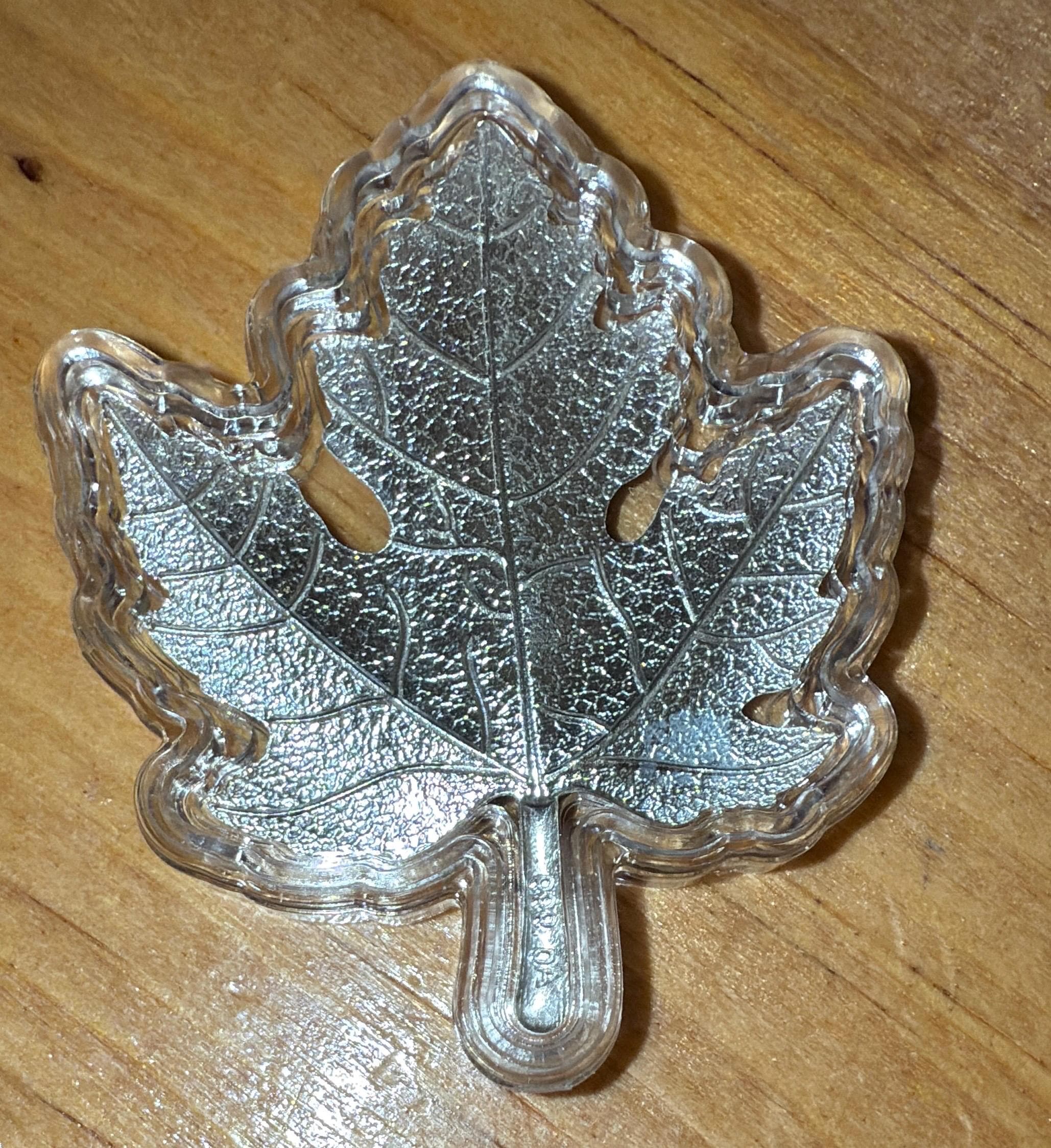 Pure Silver Maple Leaf Shaped Art Bar, Purple & Pink • 1.5g Fine (.999 ...