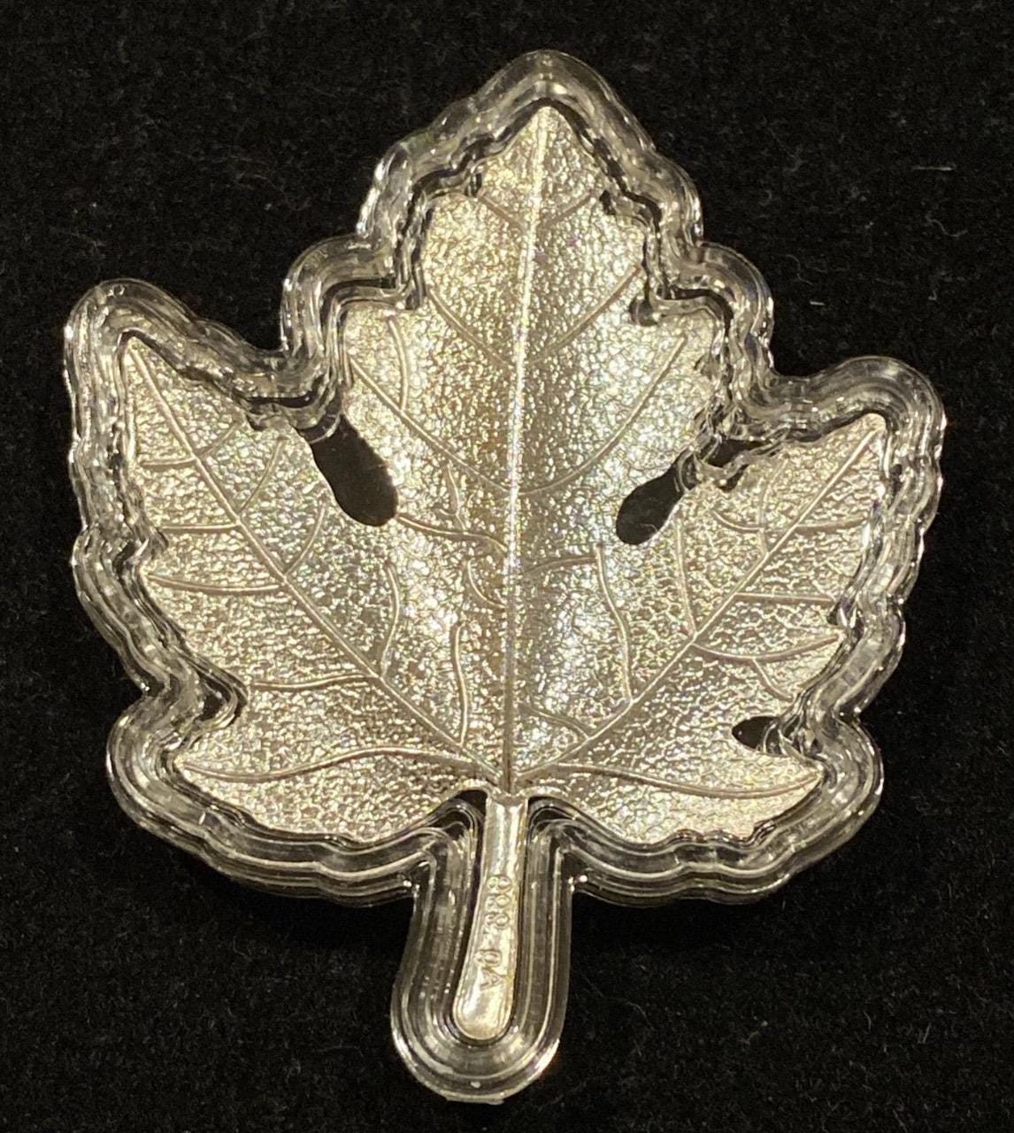 Pure Silver Maple Leaf Shaped Art Bar, Purple & Pink • 1.5g Fine (.999 ...