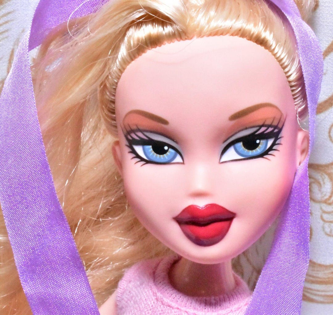 VINTAGE Bratz MGA Step Out Cloe Doll Blonde Red Lips Restyled Redressed ...