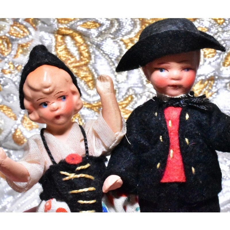 Hertwig - Etsy