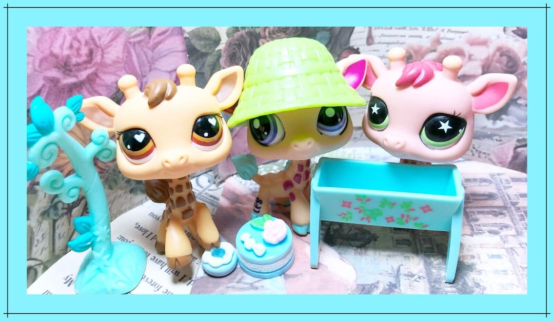 Authentic Littlest Pet Shop LPS #526 #943 #2303 Giraffe Lot Heart Eyes ...