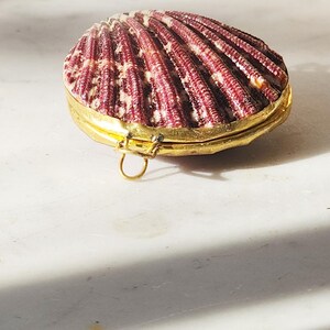Vintage Red Clam Shell Sea Shell Brass Hinged Jewelry Box Elegant ...