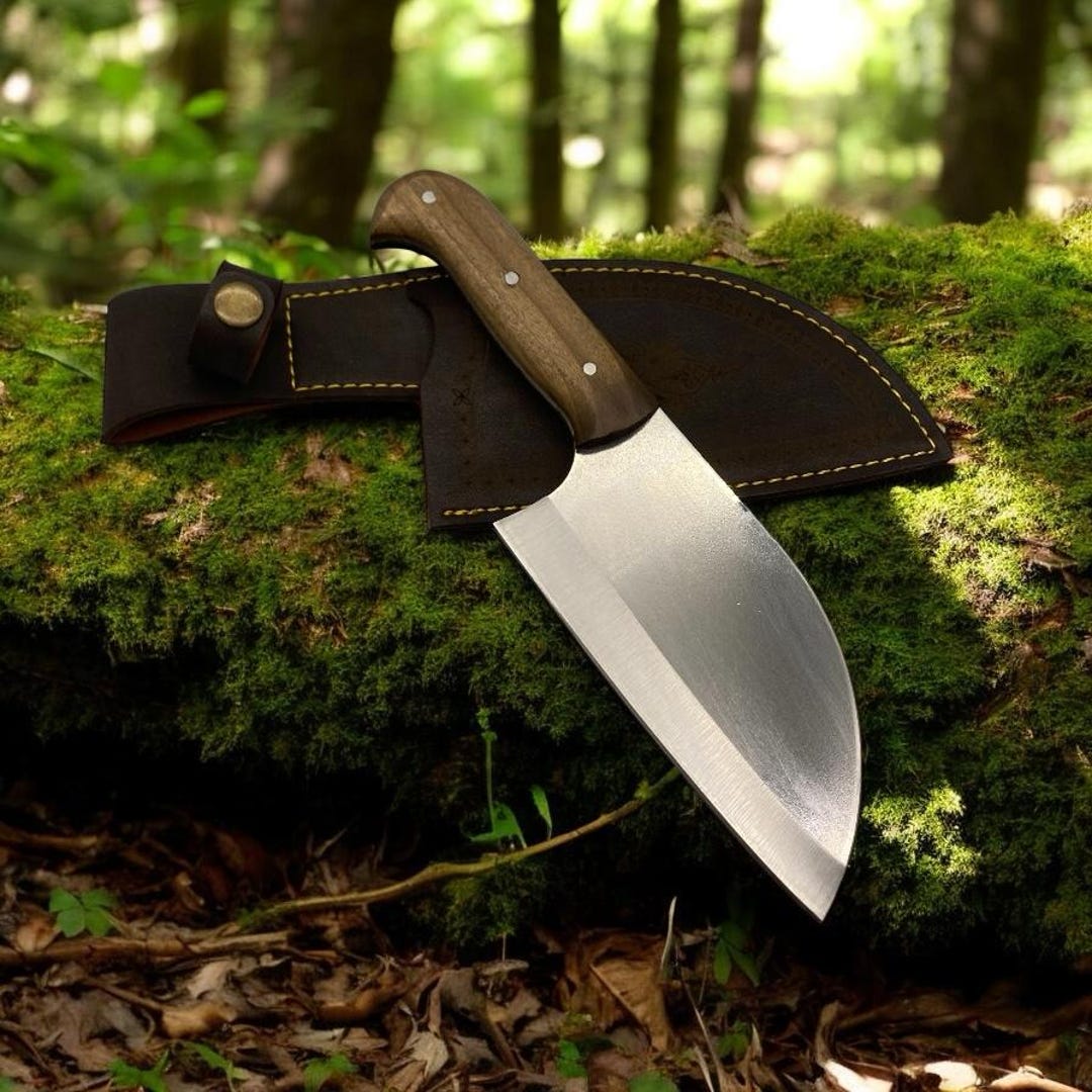 Rustic Almazan Camping Knife With Natural Walnut Handle | Outdoor ...