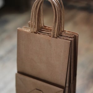 30 - Recycled Kraft Handle Bags 8x 5 1/4 X 3 1/2 Inches - Etsy
