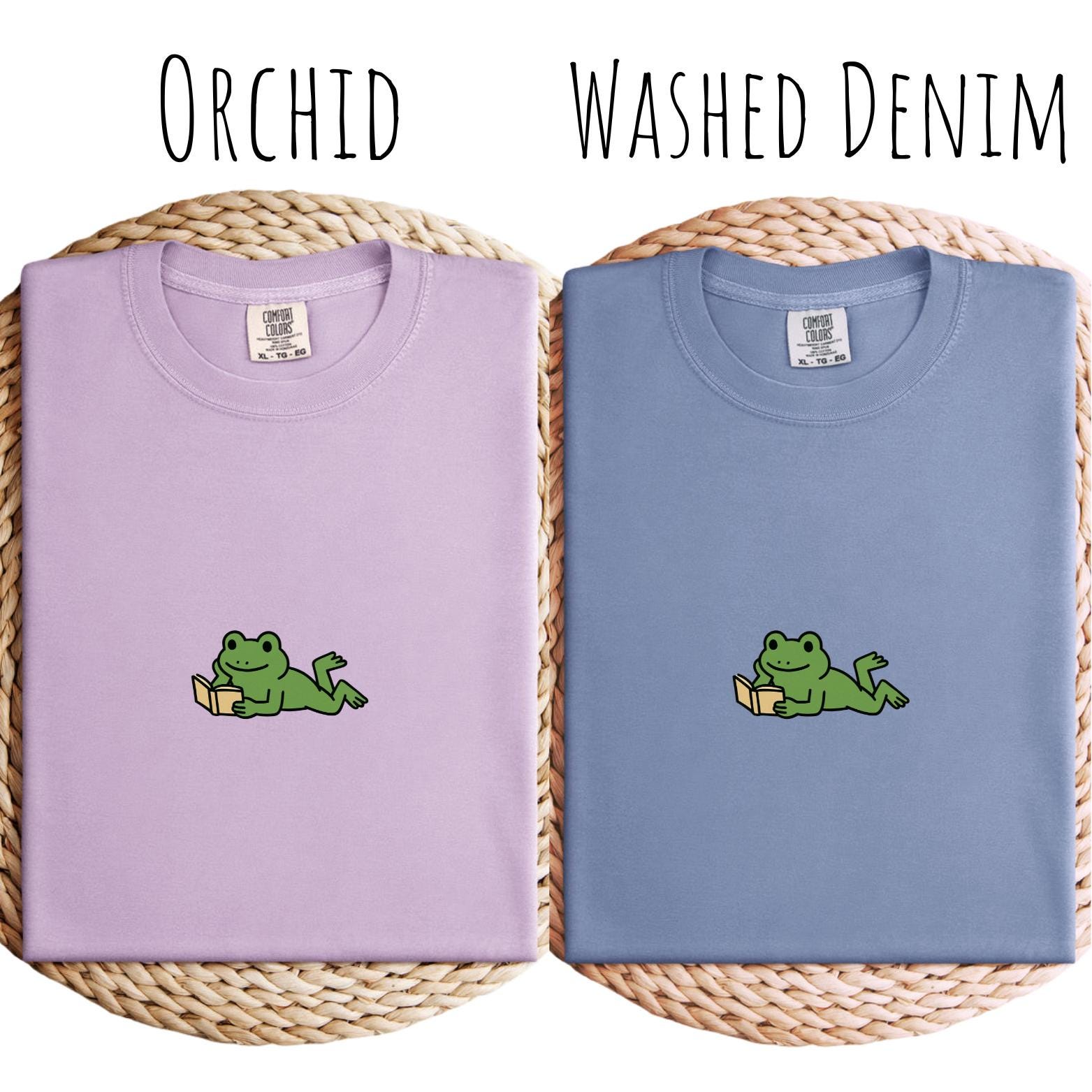 Frog Reading Book Comfort Colors Tshirt Book Club Novel Lover Gift ...