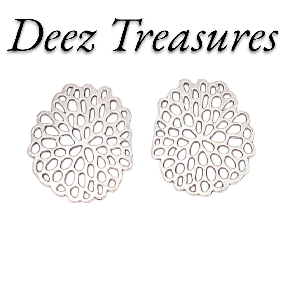 Antique Silver Flower Stencil Base Metal Charms 2 - Etsy