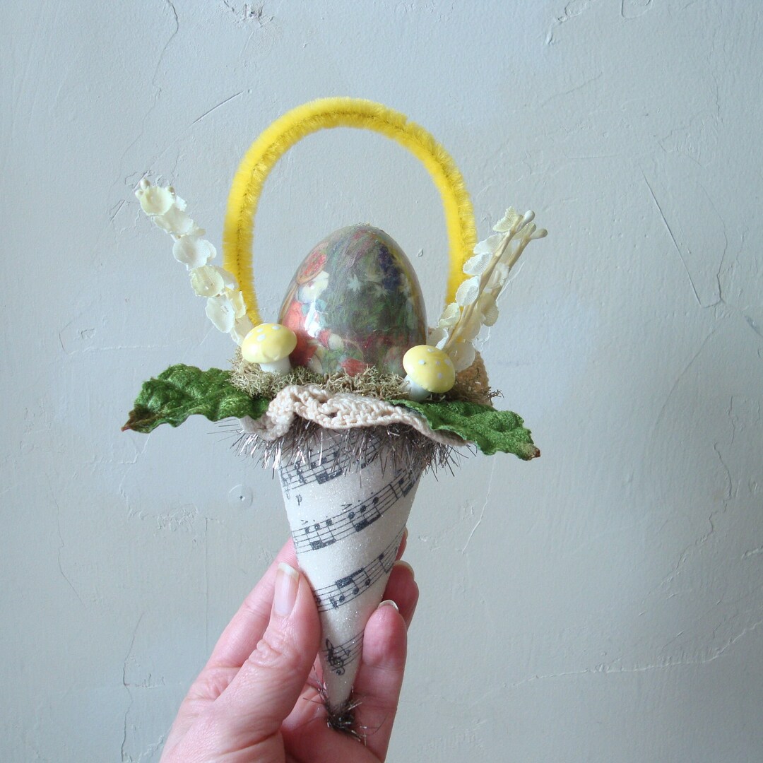 Easter Tussie Mussie, Easter Assemblage, Easter Cone, Vintage Style ...