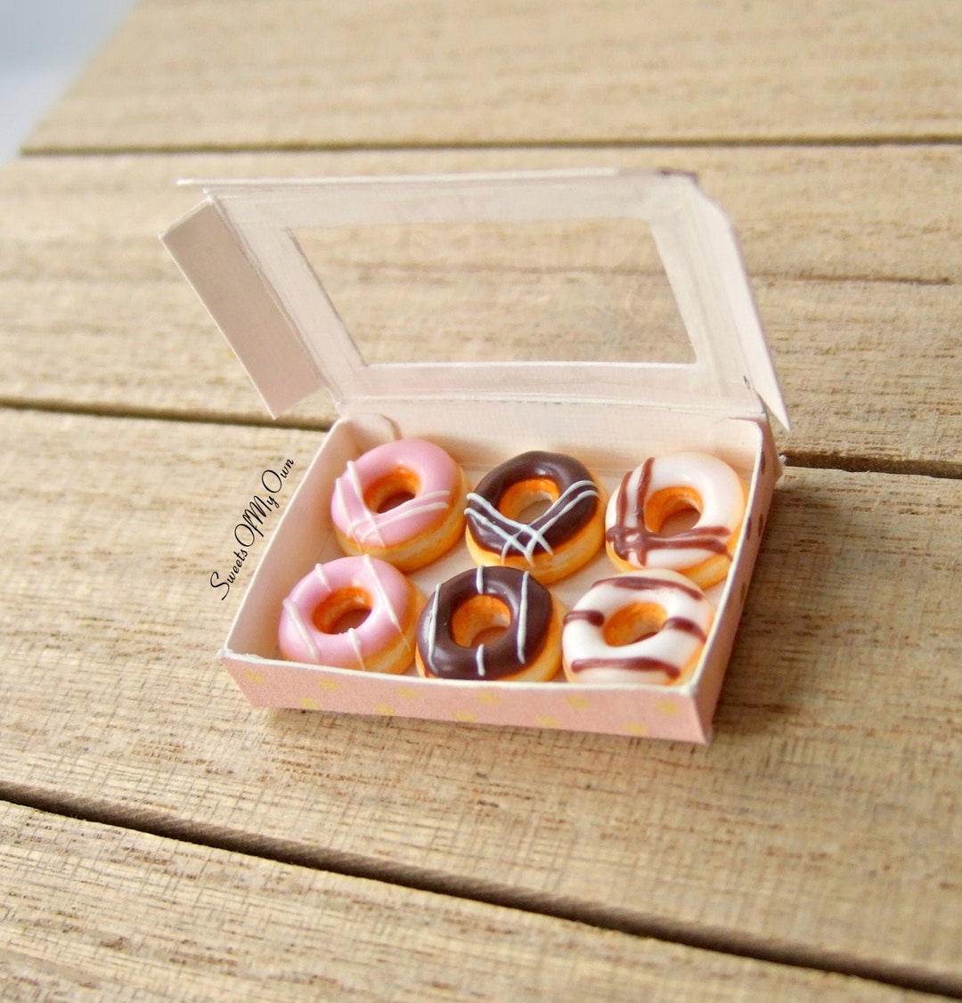 Miniature Box of Striped Doughnuts - Dolls House Miniature Food ...