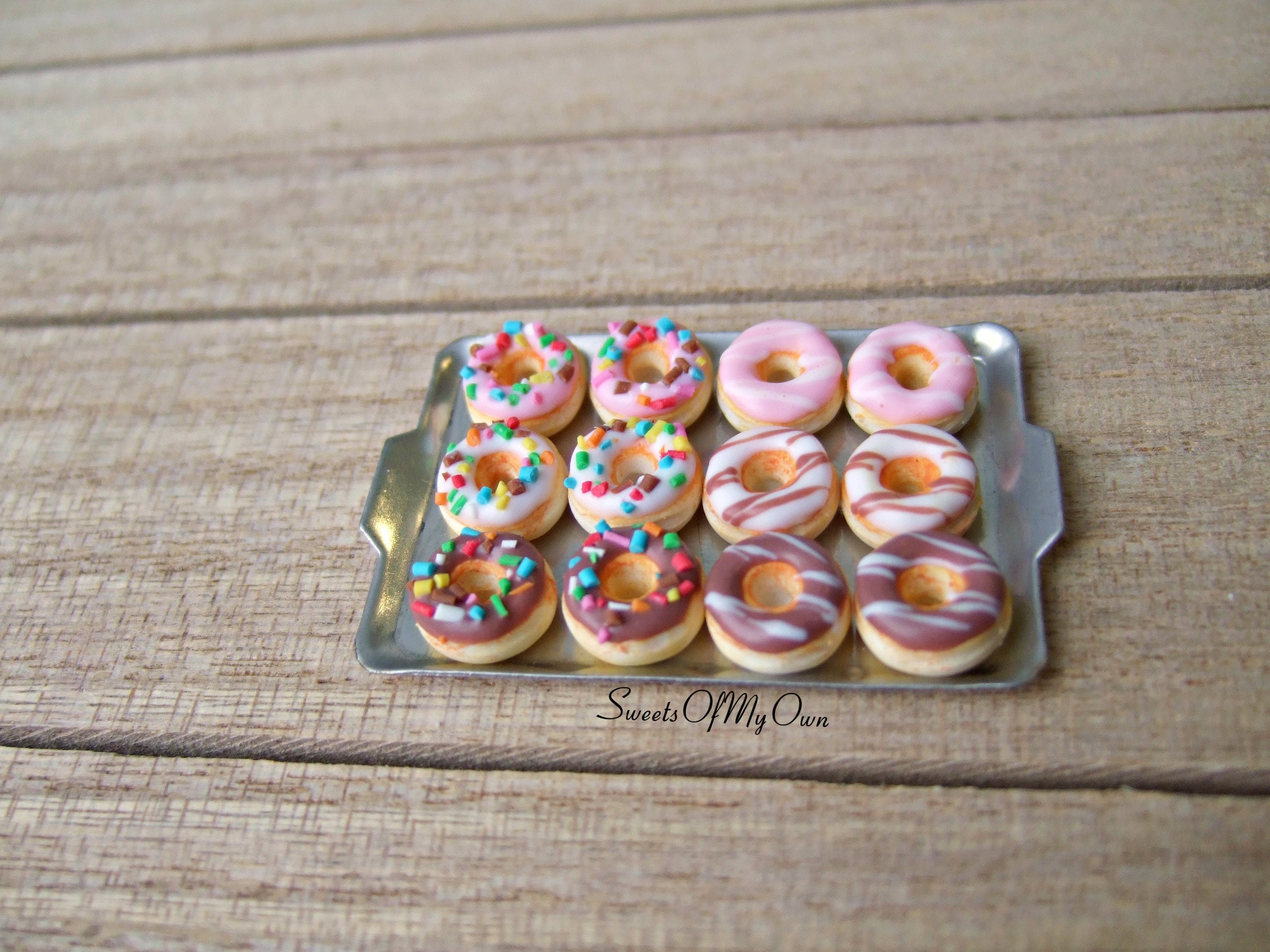 Miniature Doughnuts Tray Set - Dolls House Bakery Food, 1:12 Scale ...