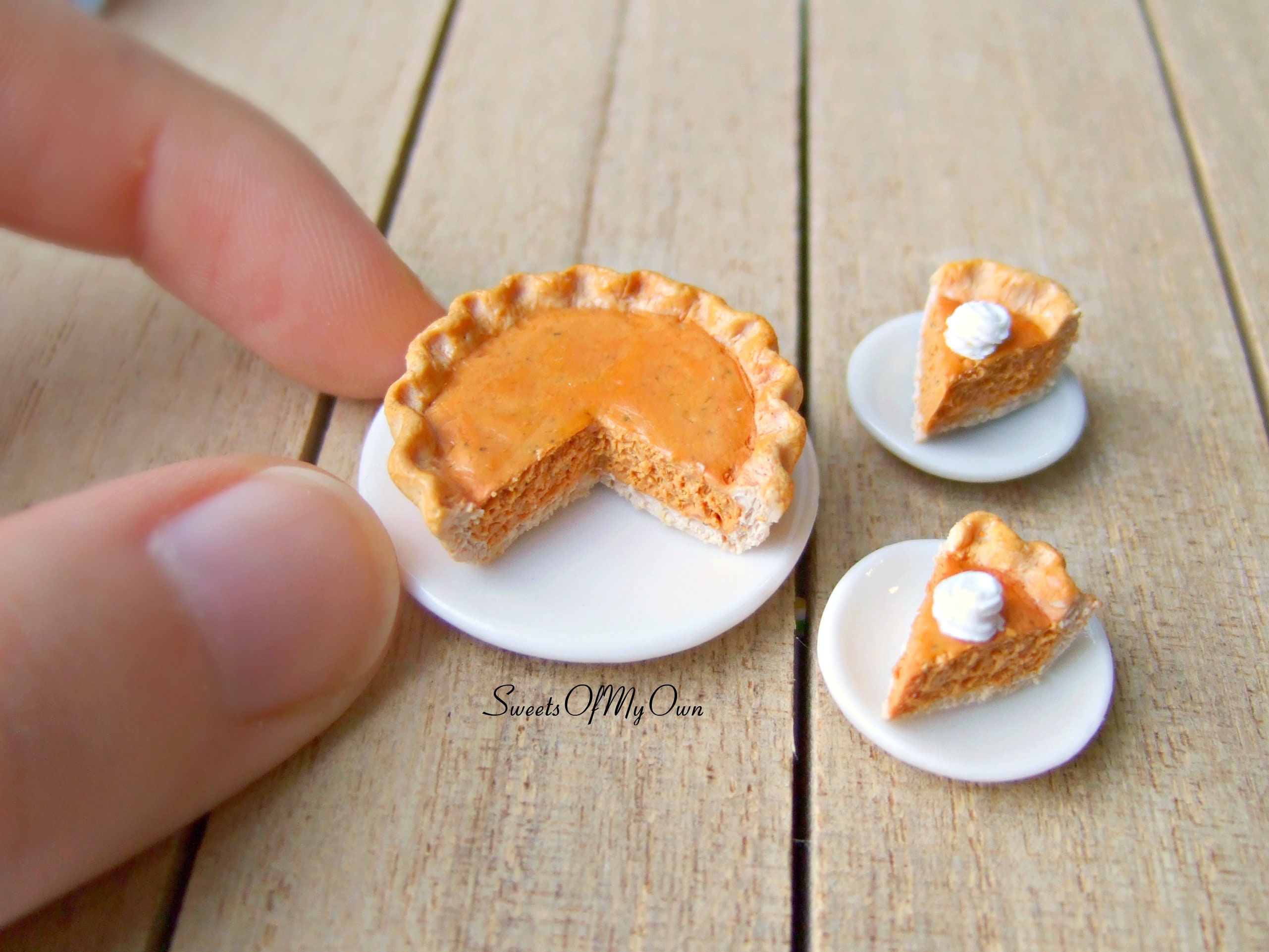 Dolls & Miniatures Art & Collectibles Dollhouse Miniature Pumpkin Pie ...