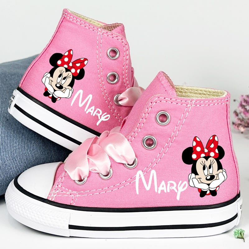 Minnie Mouse Converse - Etsy