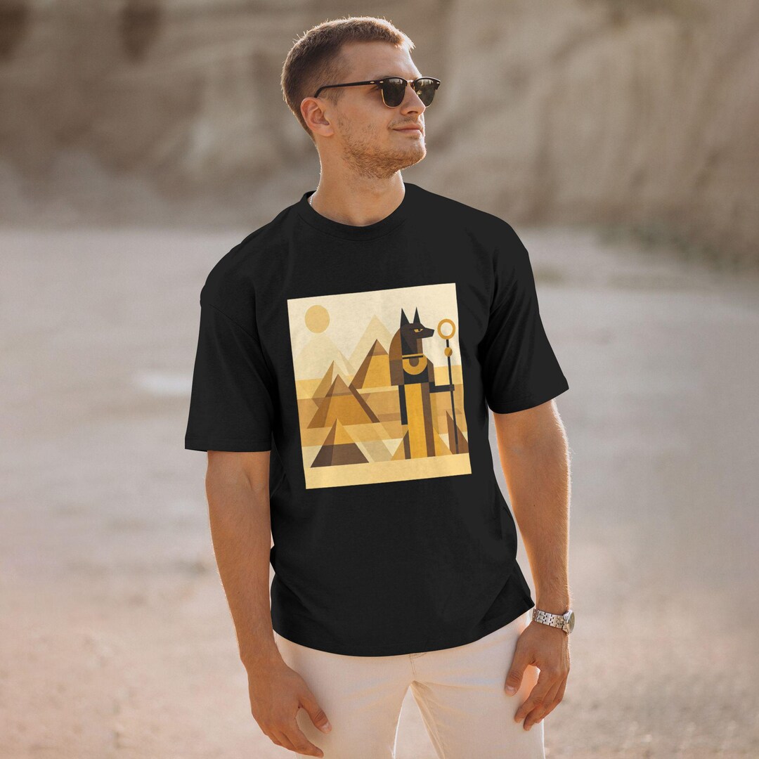 Unisex Anubis Pyramid T-shirt Egyptian Mythology T-shirt Anubis Statue ...