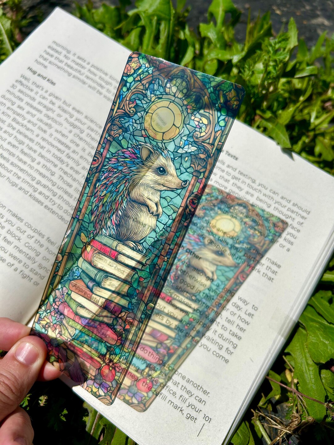 Book Stacked Hedgehog Bookmark, Adorable Reading Hedgehog, Cozy Book ...