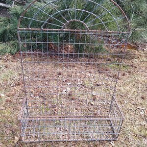 Rustic Wall Trellis Wire Planter, Large Vintage Rustic Wire Wall Garden ...