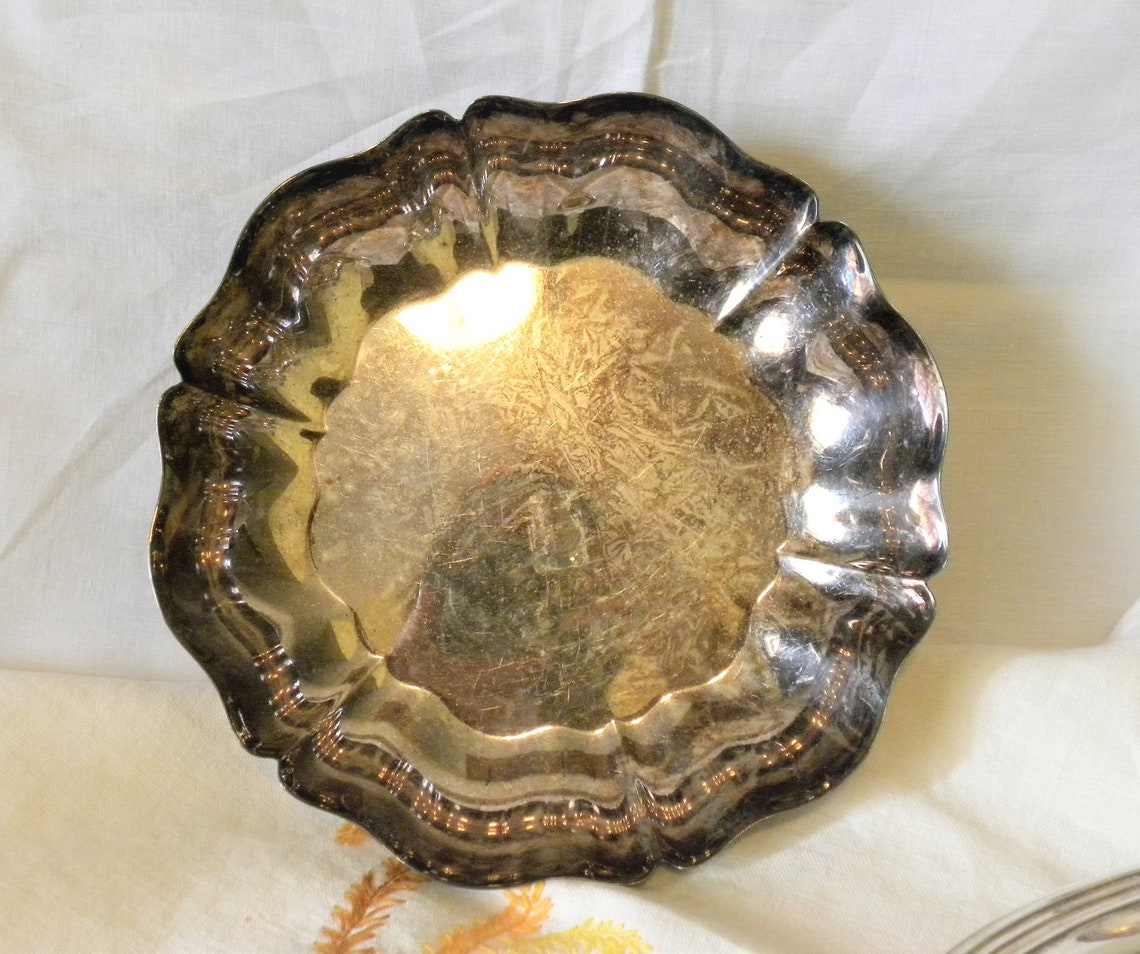 Vintage Oneida Silversmiths Silver Plate Scalloped Nut Dish | Etsy