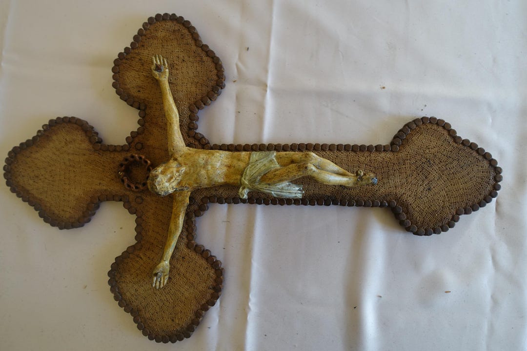 Beautiful Crucifix Folk Art Jesus Christ Folk Art - Etsy UK