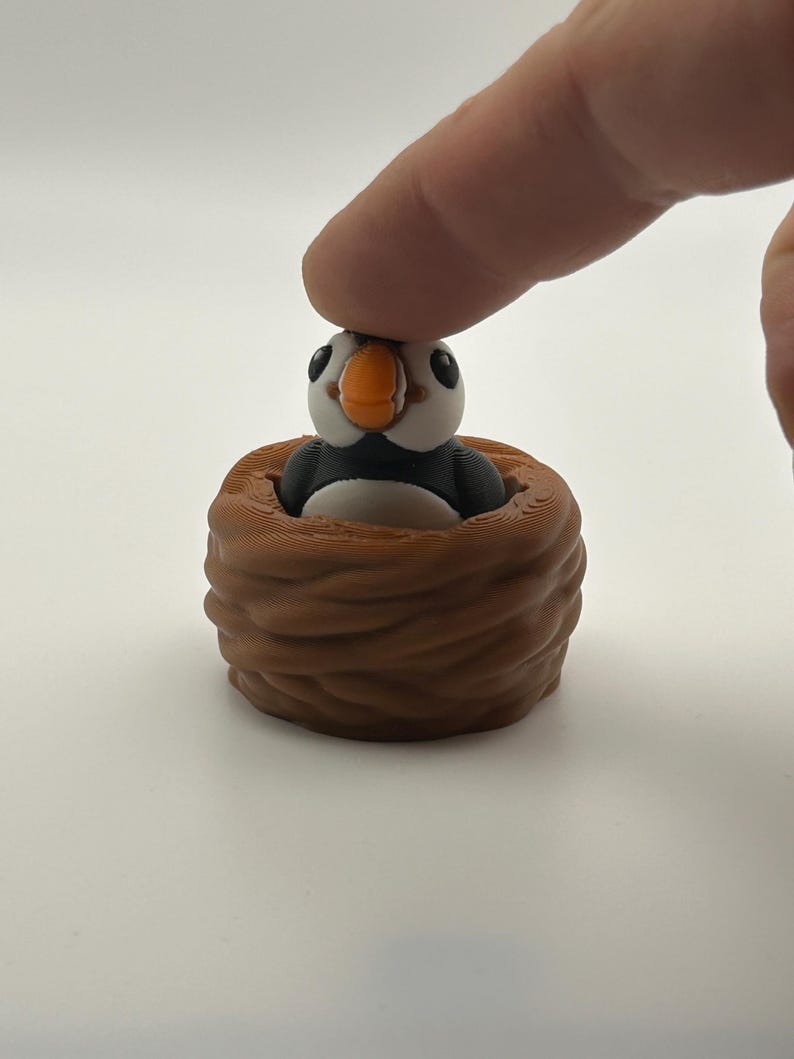 Puffin in Nest Keychain – 3D Printed Puffin Bird Fidget, Cute Desk Toy ...