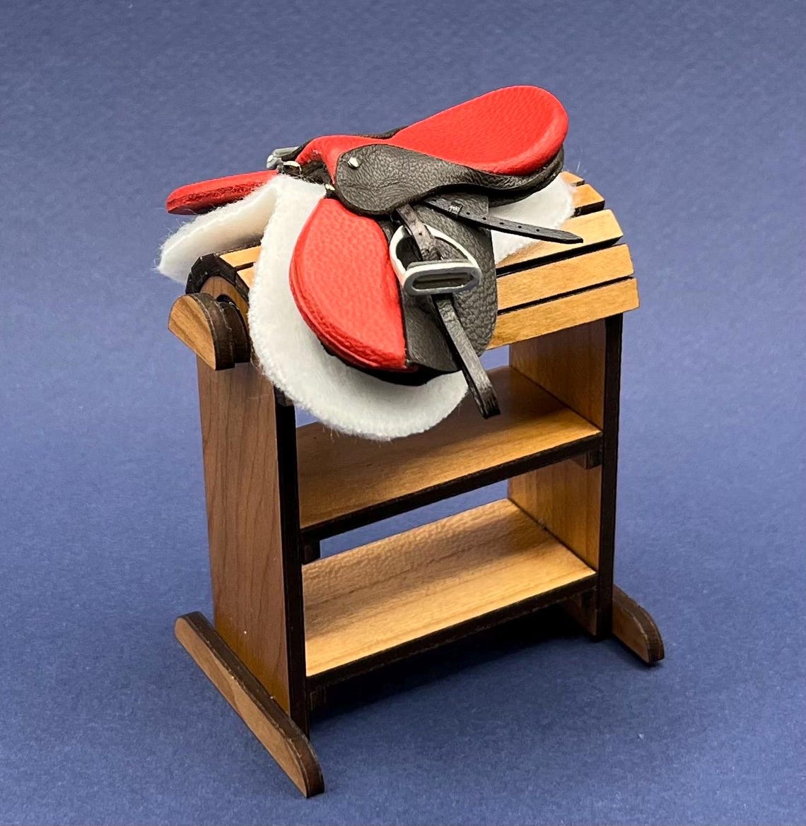 1:12 Scale MINIATURE Black and Red English Saddle. Fits Classic/freedom ...