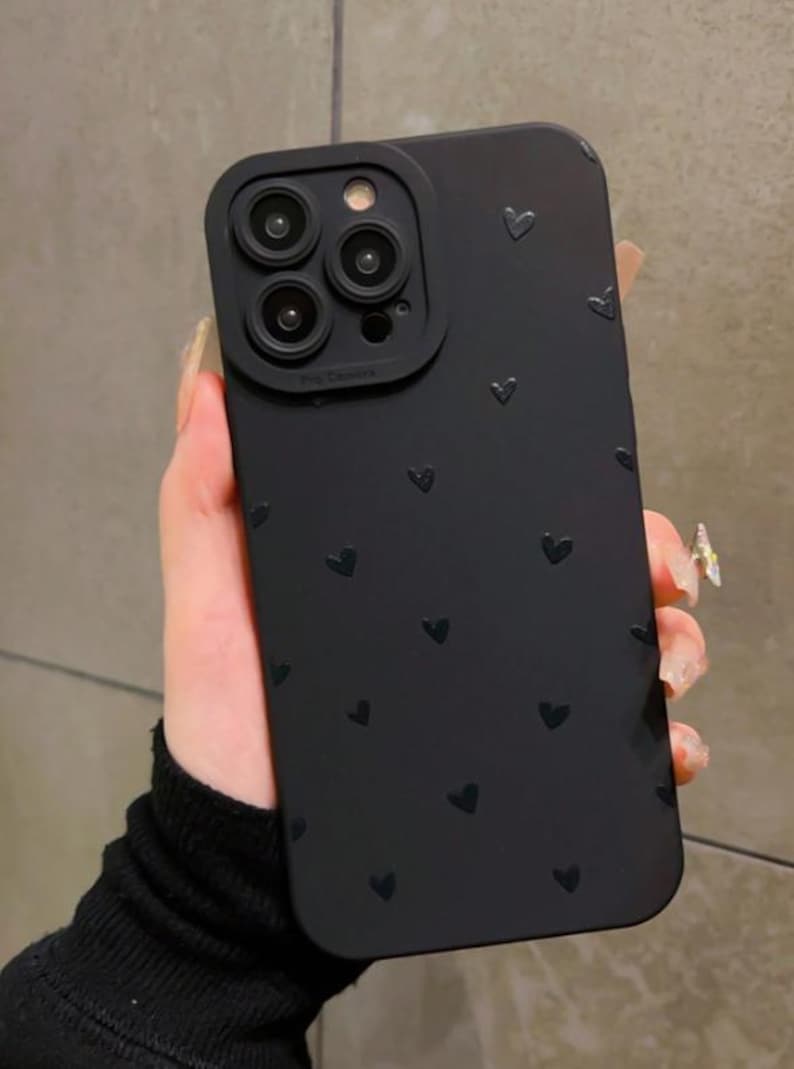 Maryam Alam Dark Black Heart Case – Romantic Valentine’s Phone Cover ...