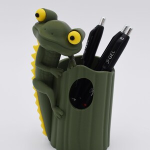 Lizard Themed 3D Printed Holder - Multi-purpose Organizer for Pens ...