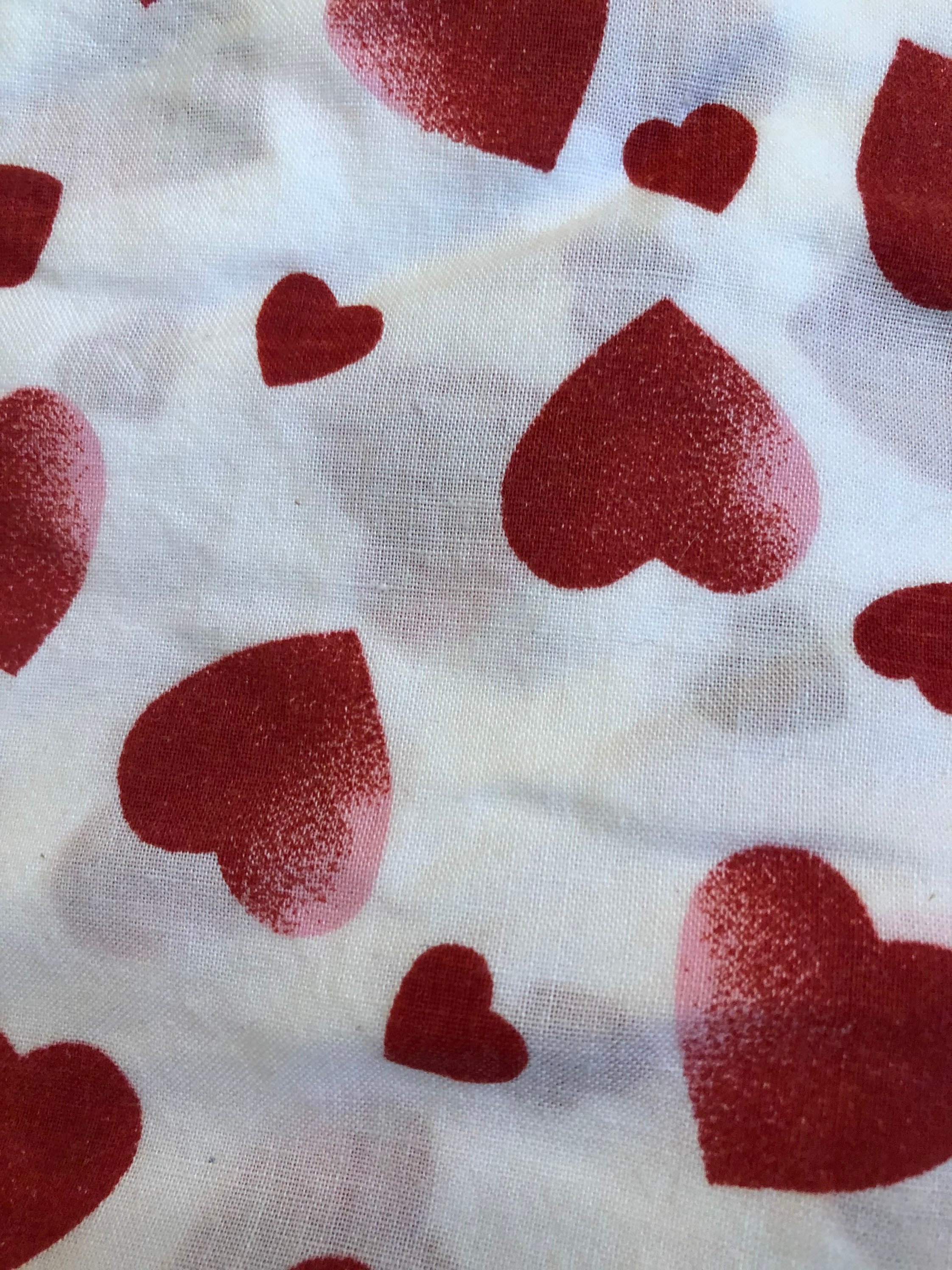 Valentines Hearts Cotton Quilting Fabric Material Yardage Pink Red ...