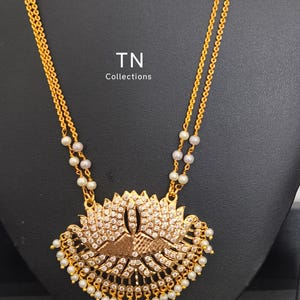 Traditional Lotus Pathakkam With Double Layer Pearl Chain. - Etsy