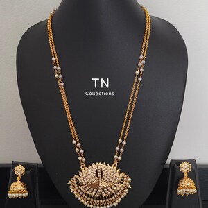 Traditional Lotus Pathakkam With Double Layer Pearl Chain. - Etsy