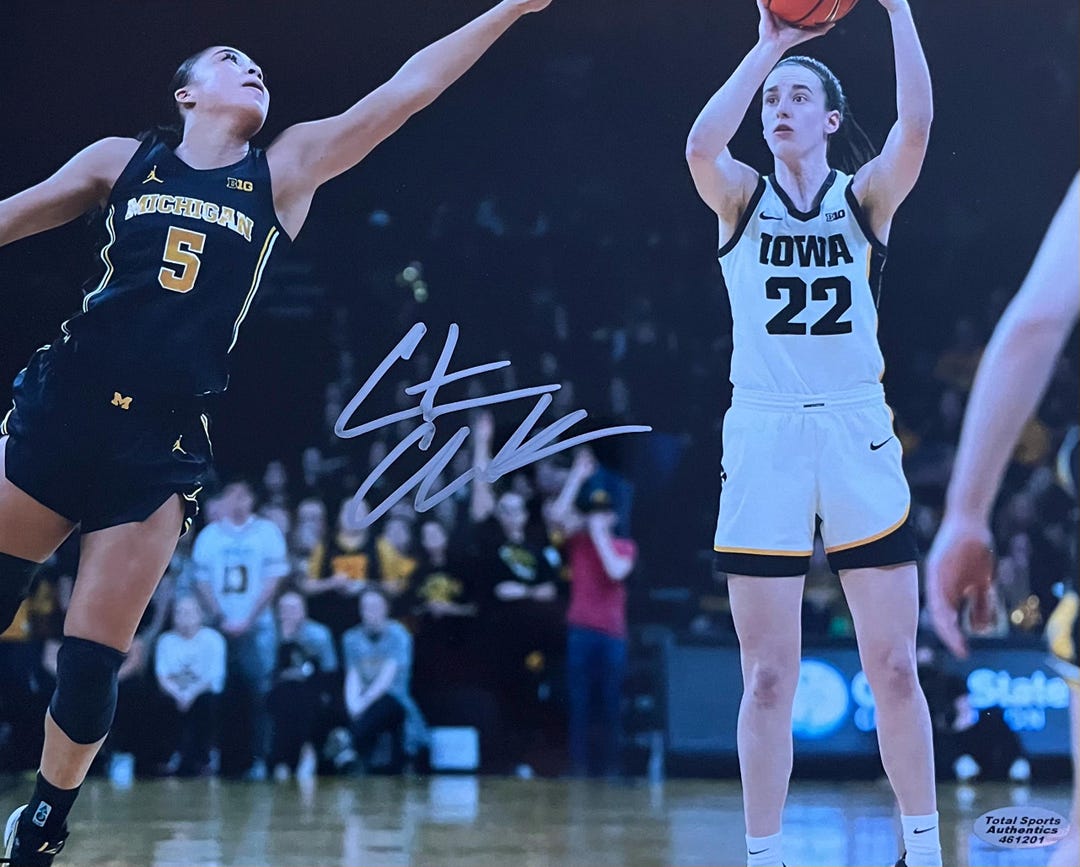 Caitlyn Clark Signed Photo With COA - Etsy