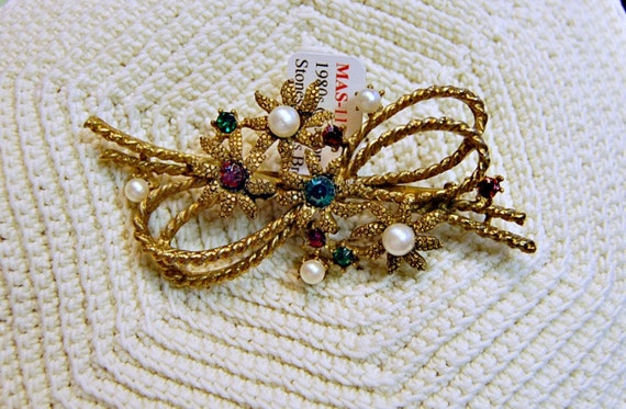 1980s Brass Bow Flowers with Glass Stones Faux Pearls… - Gem