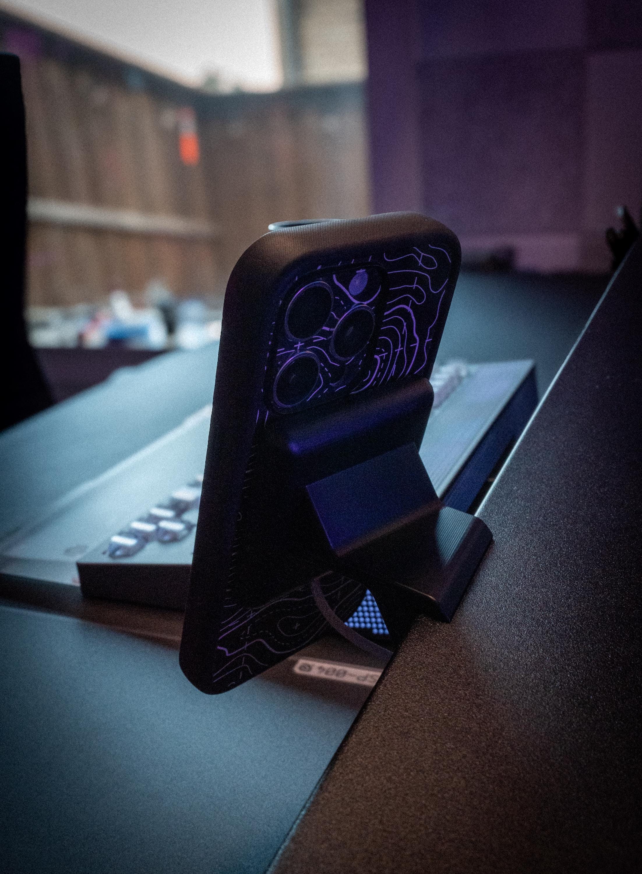MAGNUS Magsafe Phone Mount - Designed for Use With the Secretlab MAGNUS ...