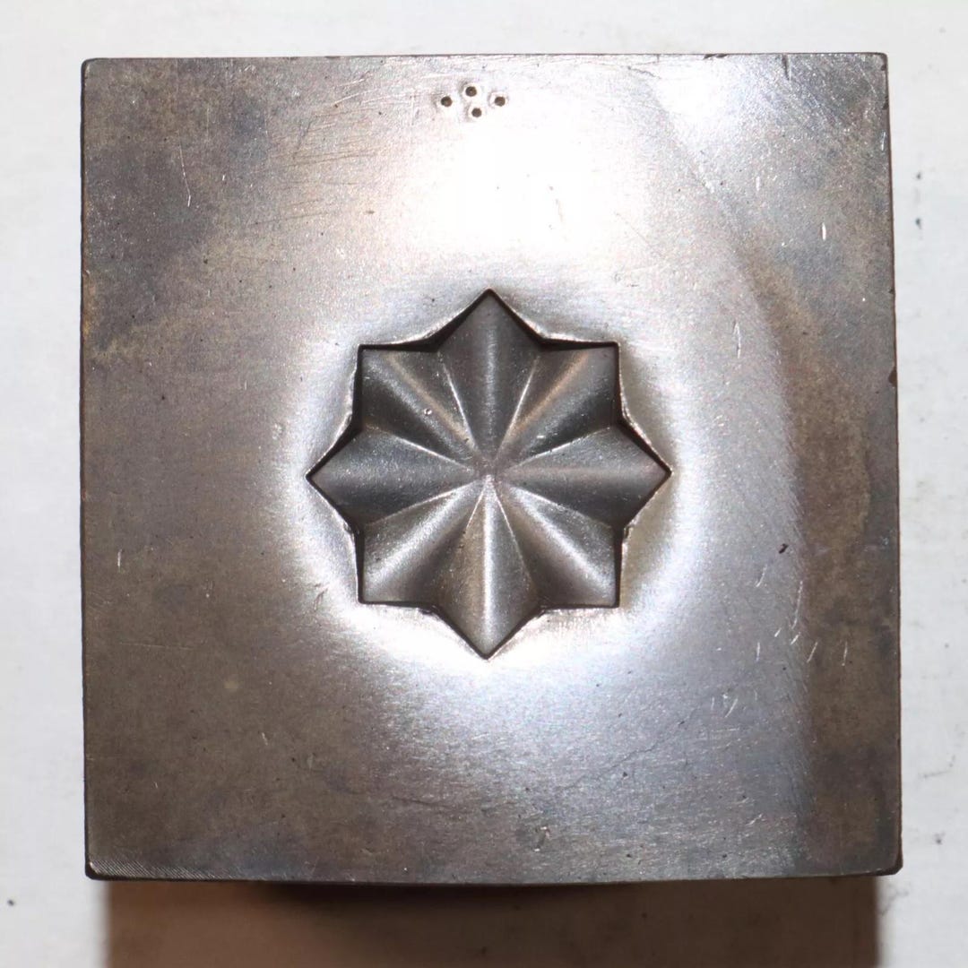 Starburst Star Fluted Design Shape Pattern Antique Vintage Jewelry ...