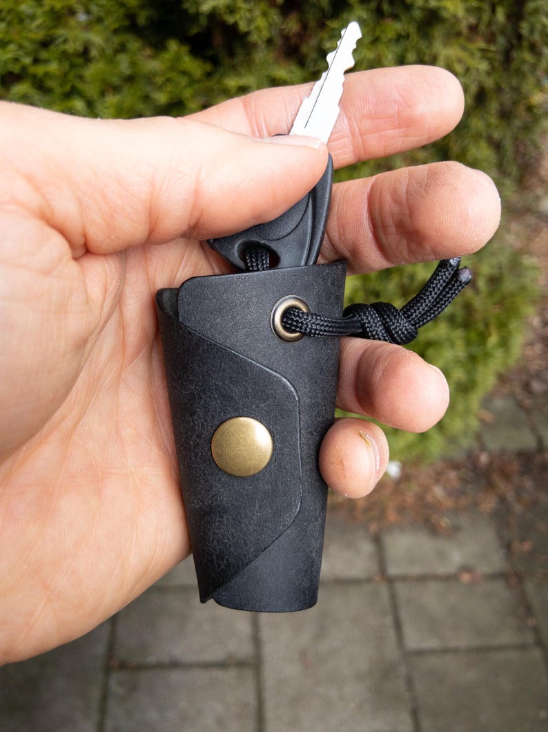 Premium Leather Key Wrap, Key Holder for Motorcycle Enthusiasts - Etsy