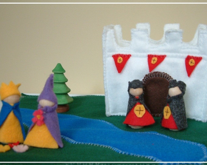 King's Castle Wood and Felt Play Set Includes Figures - Etsy