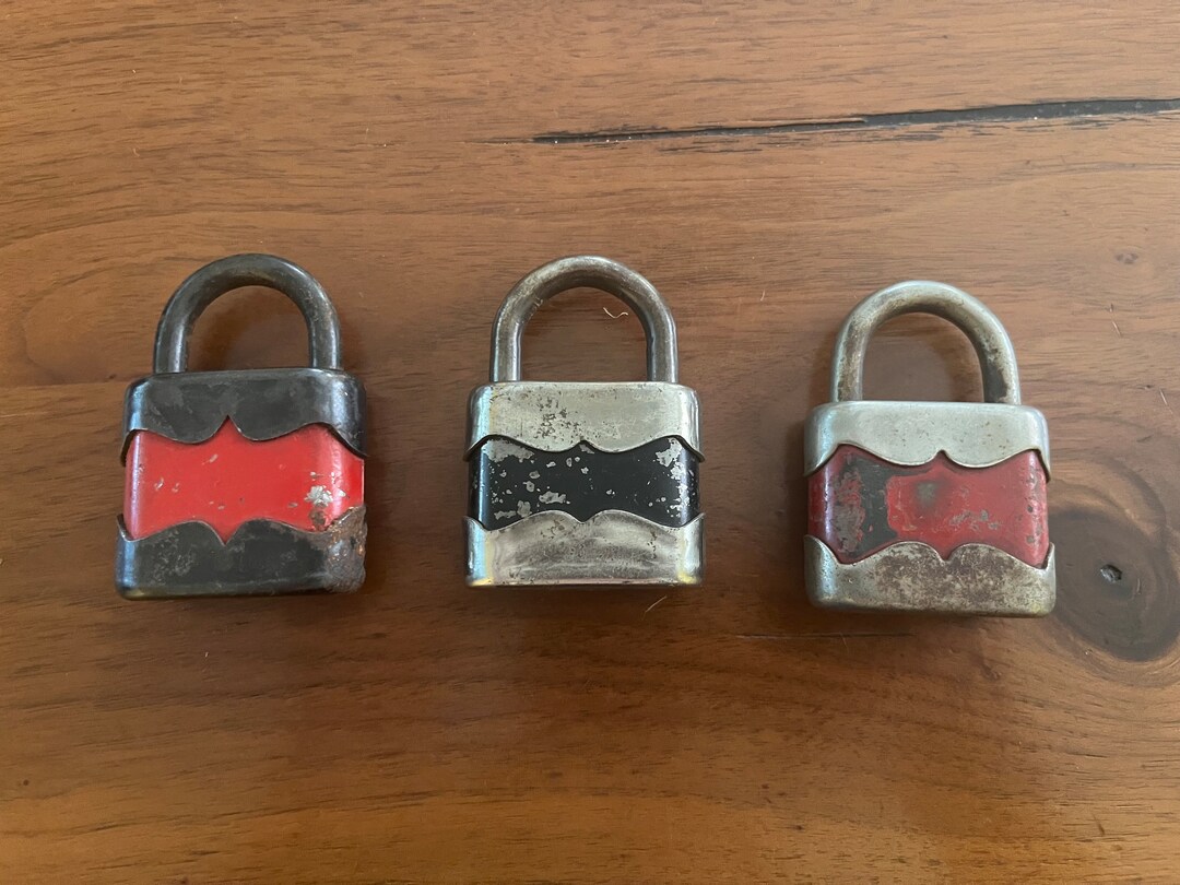 Vintage Red and Black Padlock Set of 3 No Key Antique USA Steampunk ...