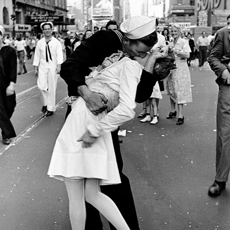 Kissing Sailor - Etsy