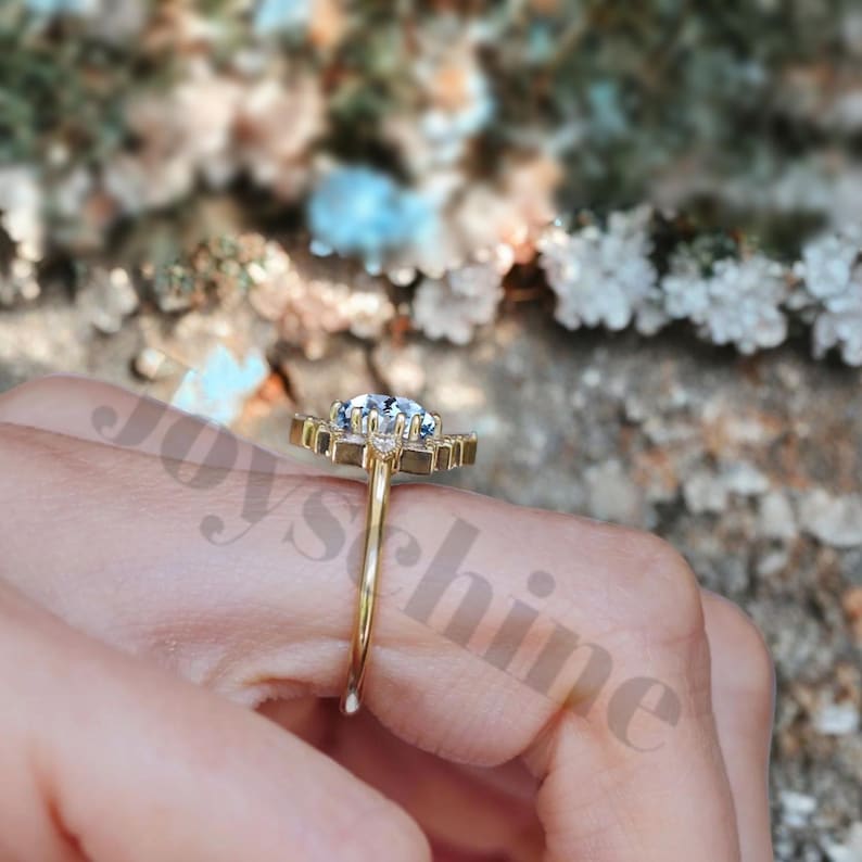 Oval Cut Aquamarine Engagement Ring Vintage Blue Aquamarine Wedding ...