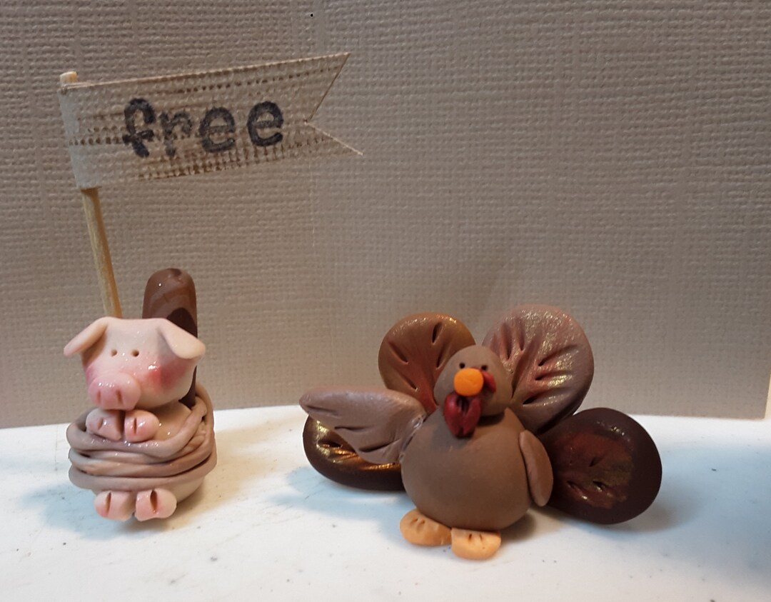 Turkey and Pig Sculptures - Poppy and Handy Are up for Adoption ...