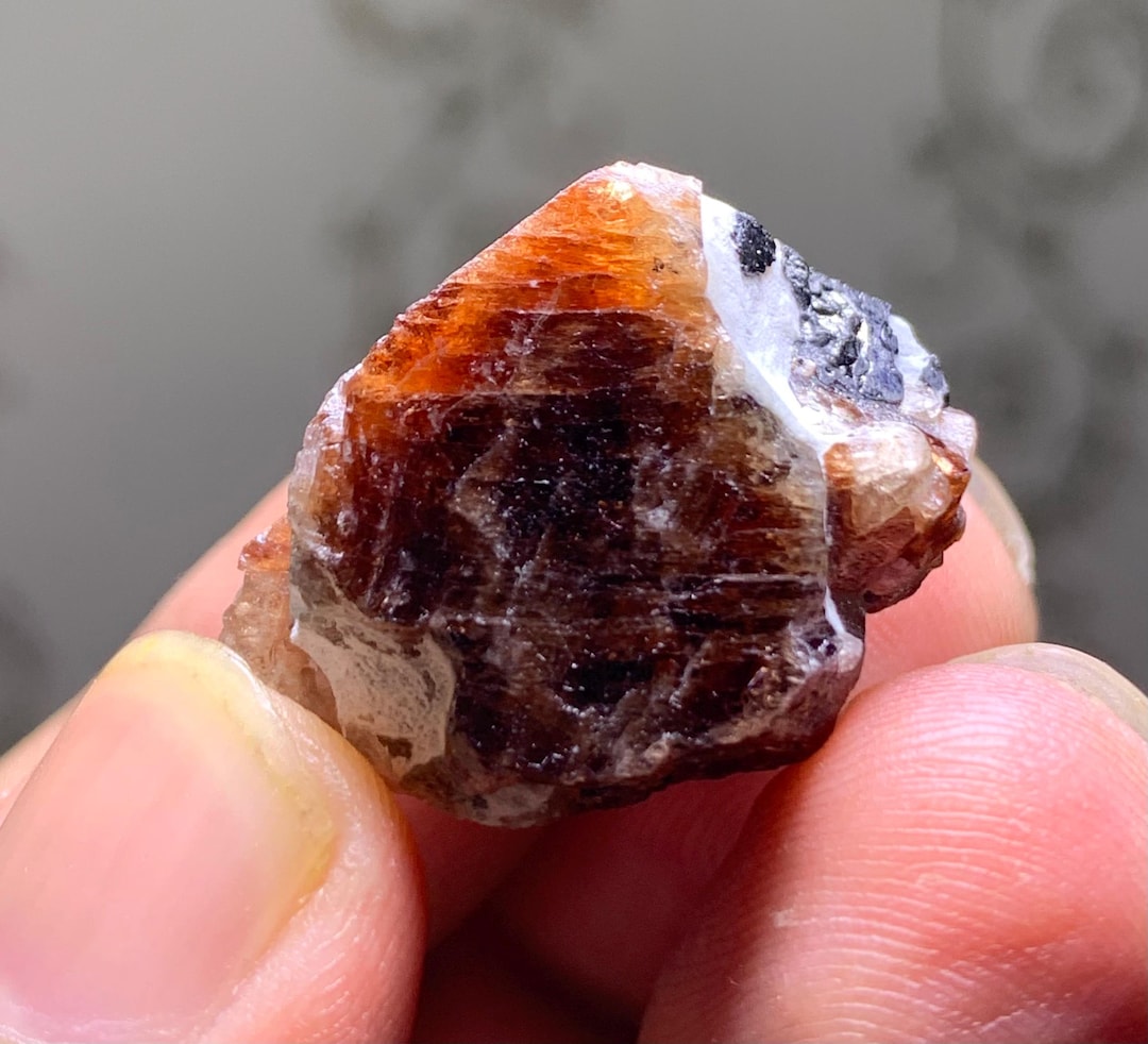 Terminated Zircon Crystal, Collectors Piece - Etsy France