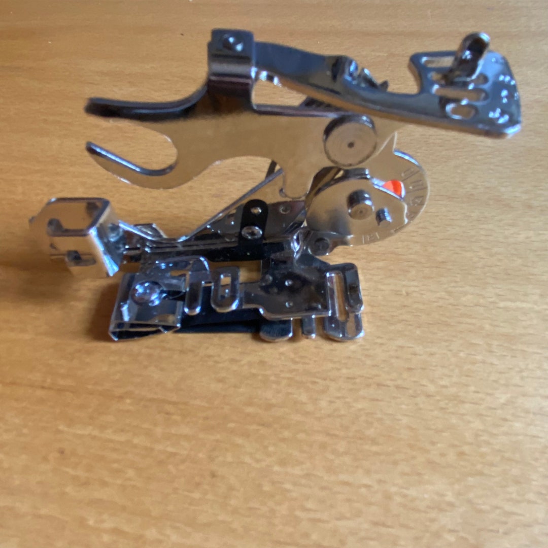 RUFFLER Sewing Machine Foot 160629 Low Shank Machine Ruffle/pleat Foot ...