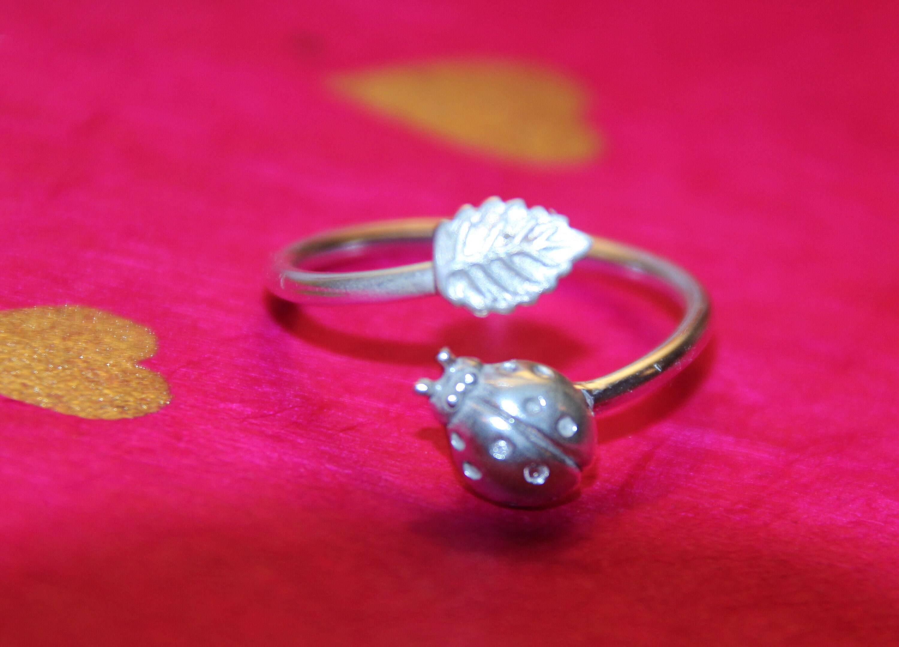 Sterling Silver Ladybird and Leaf Ring - Etsy UK