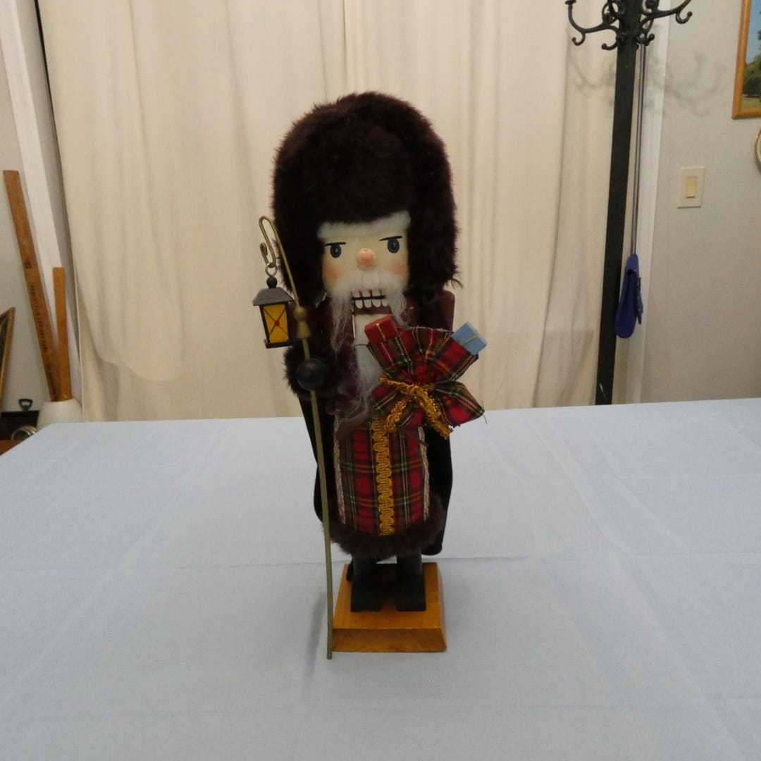 Vintage Christmas Nutcracker: Scottish Design, Lantern, Presents - Etsy