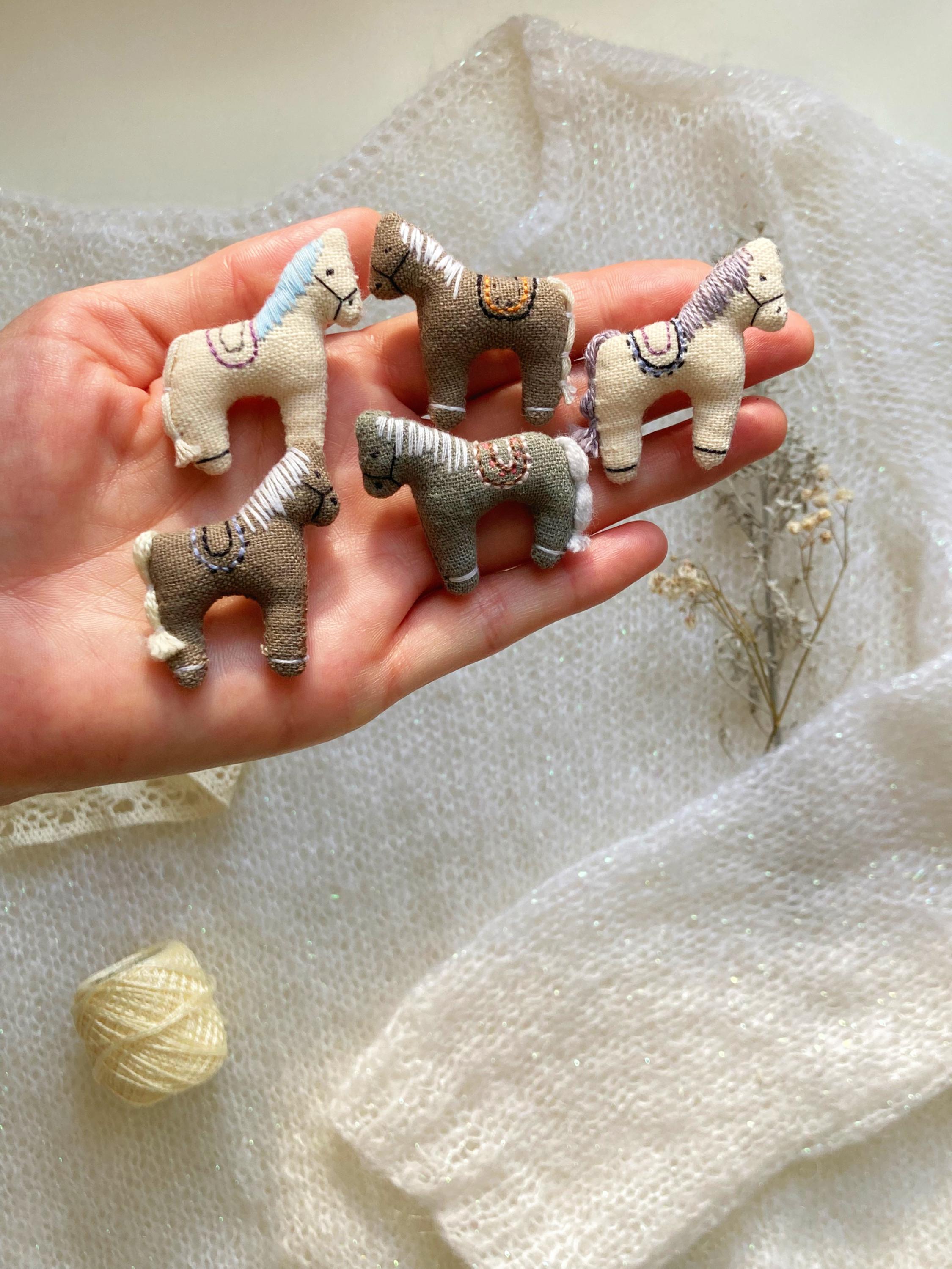 Horse Sewing Pattern PDF, Mini Stuffed Animal Soft Toy, Fabric Brooch ...